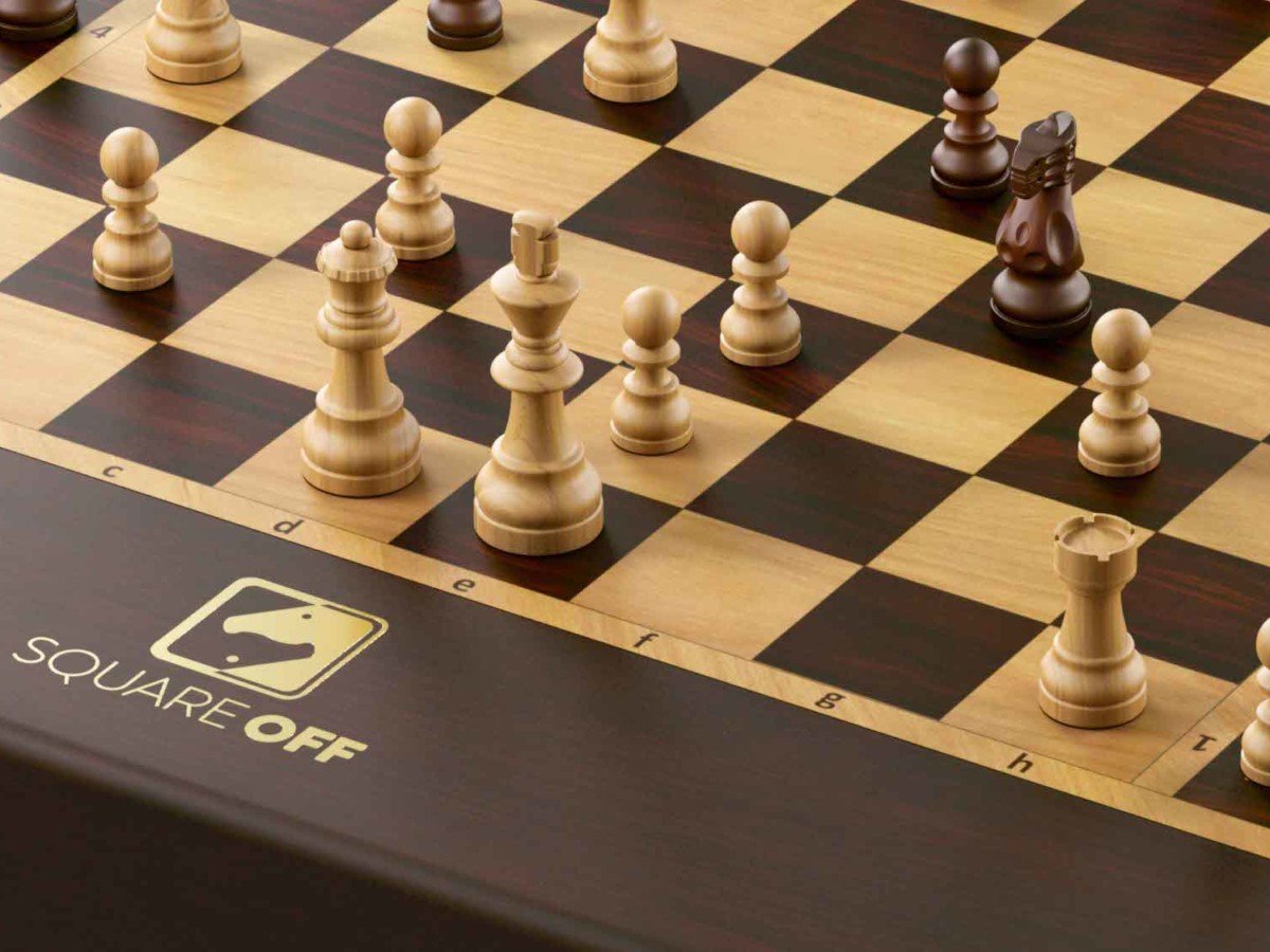 A SMART AI POWERED CHESSBOARD | Mavigadget - Blog