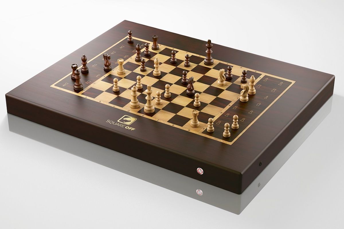 A SMART AI POWERED CHESSBOARD | Mavigadget - Blog