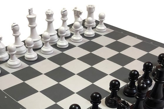 FOLDABLE AND SMART AI POWERED CHESSBOARD | Mavigadget - Blog