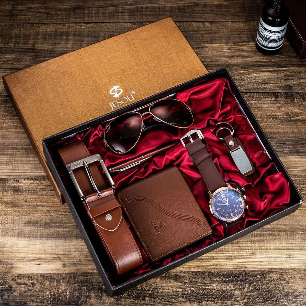 13 Best Gifts For Men | Mavigadget - Blog