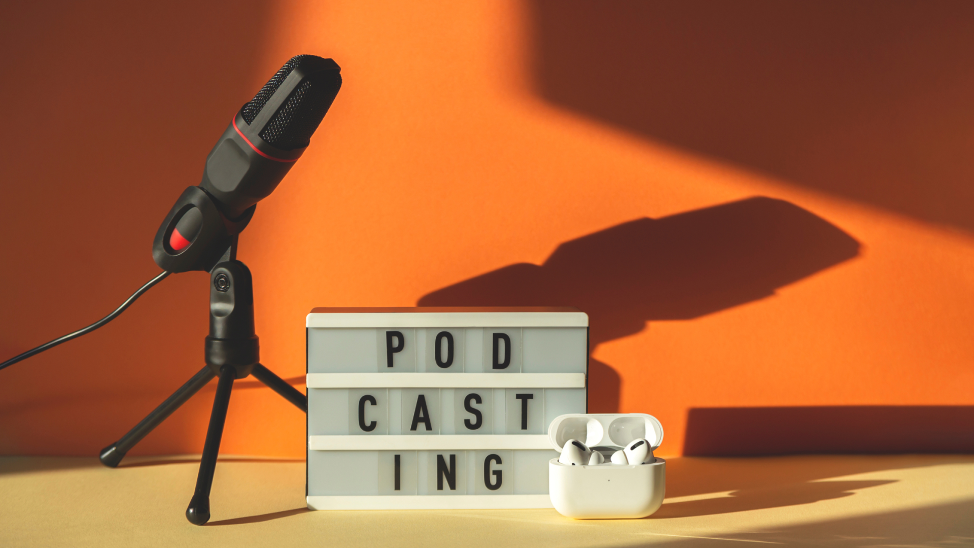 45 Inspiring Podcasts to Listen to in 2023 | Mavigadget - Blog