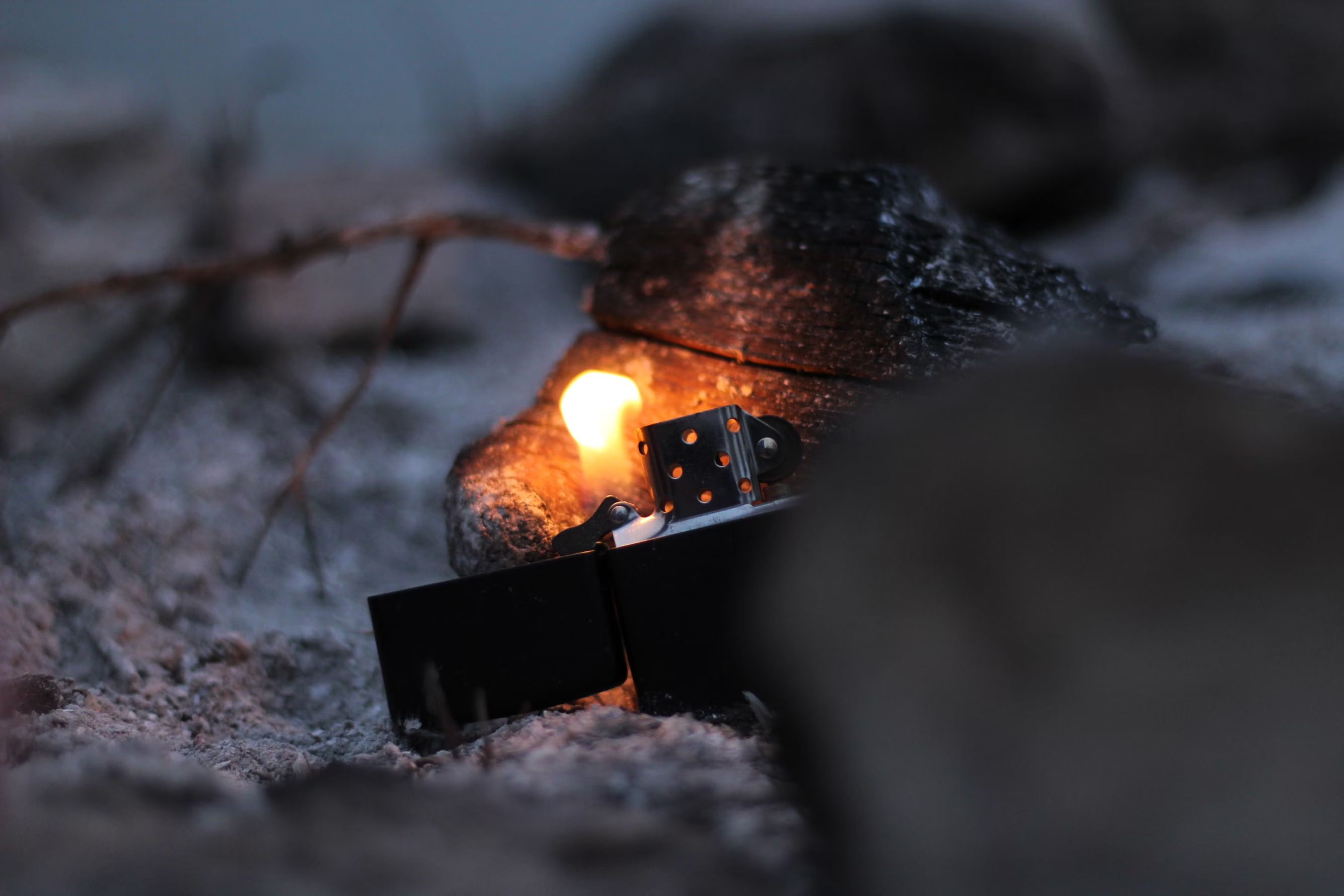 15 Top Camping Lighters You Need | Mavigadget - Blog